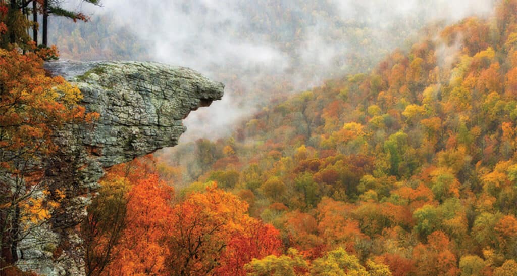 Best Hiking Trails for the Adventurous Travel Nurse | Advantage Medical ...